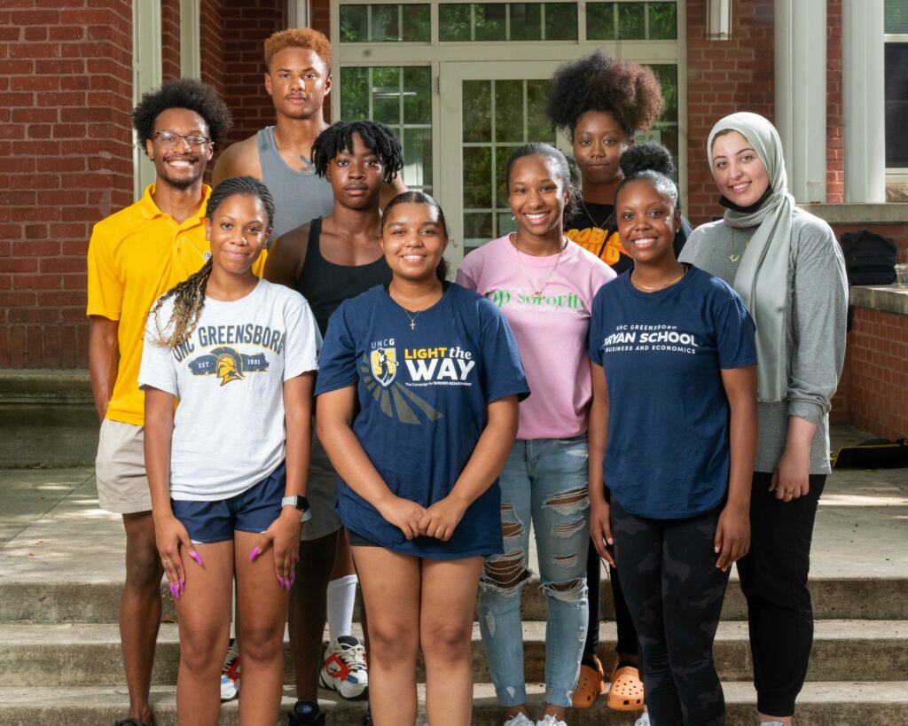 Leadership Opportunities - UNCG Housing and Residence Life